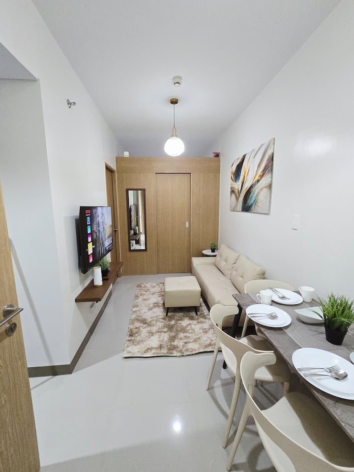 2br Bloom Residences Twr A Near Naia Moa Bgc - Muntinlupa