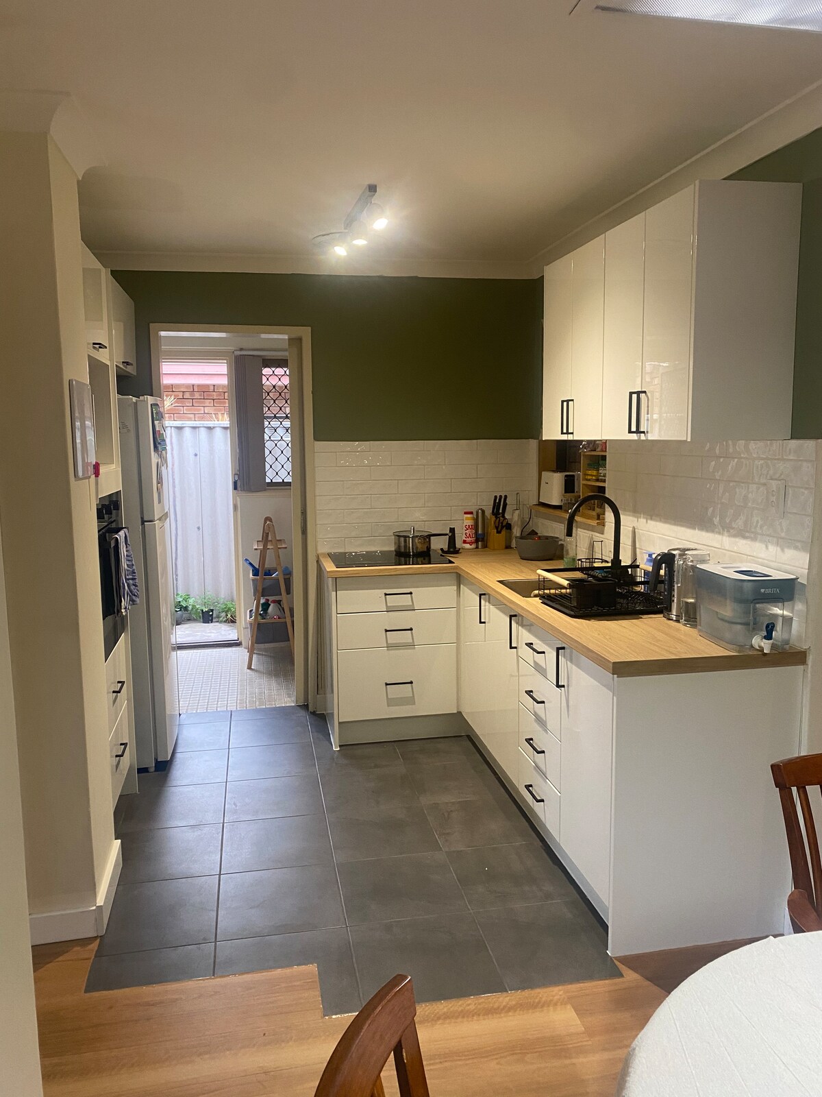Renovated house with backyard near airport & train - Houses for Rent in ...