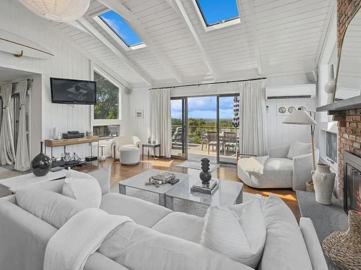 Bright Montauk Hideaway - Montauk, NY