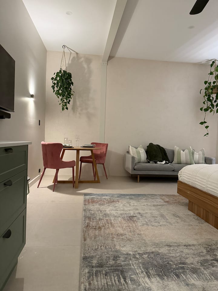 The Flower Room - Woodside