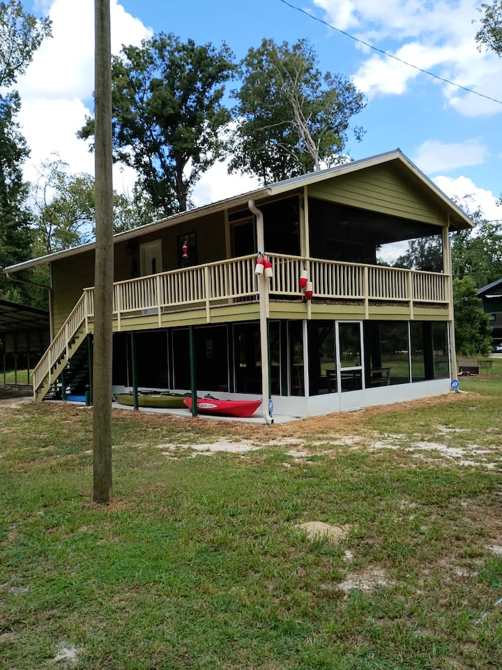Rustic River Cabin - Ichetucknee Springs State Park, Fort White