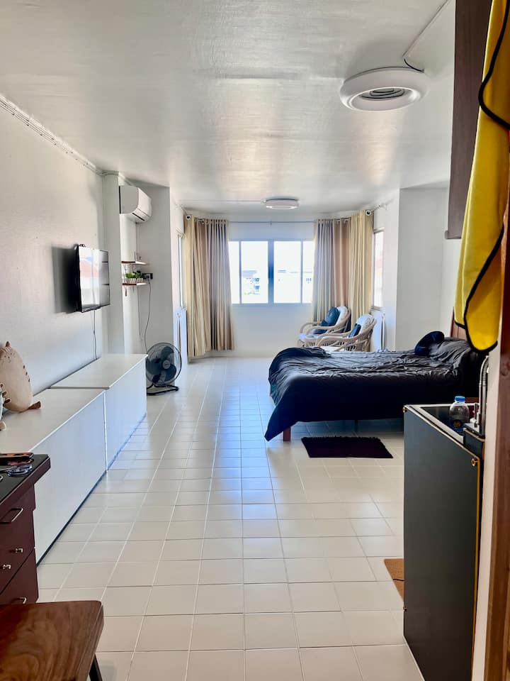 Fully Furnished Studio Room - Chiang Mai