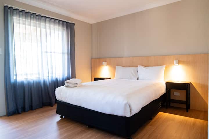 El Toro Hotel Deluxe Family Room - Liverpool