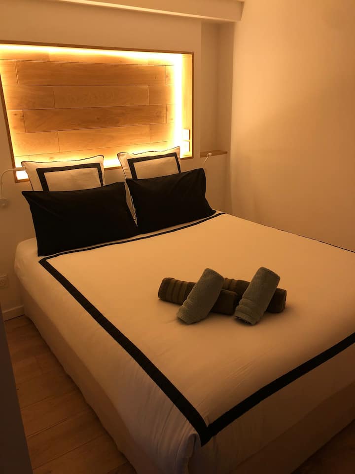 Le Cosy Du Sud Loire - Ibis Budget Nantes Reze Aeroport