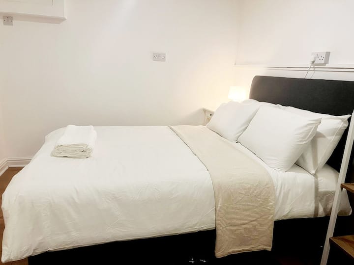 Cosy Gem In Cardiff - 카디프