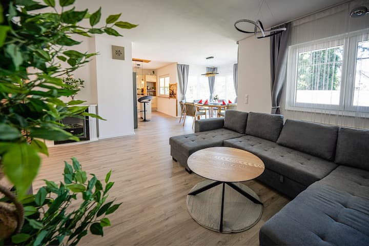 Ehm: Elegant Design Apartment Near Linz & Wels - Marchtrenk