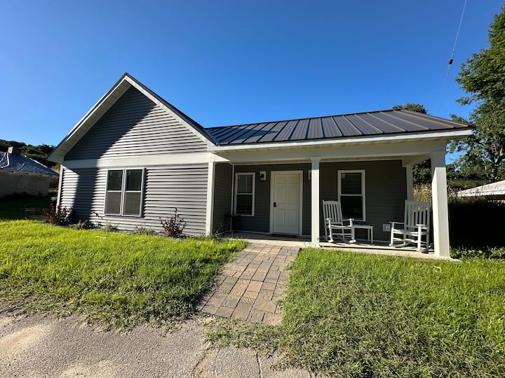 The Milkhouse At Polcin Dairy Farm - Ludington, MI