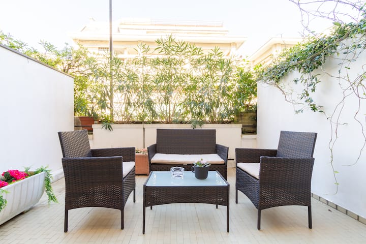 Centrale 6 Ospiti+terrazza Verde - Milão