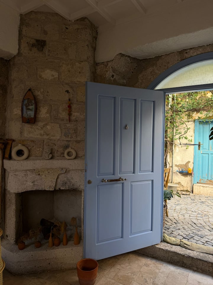 Aliko Otel Otantik Taş Malikane Kahvaltı - Alaçatı