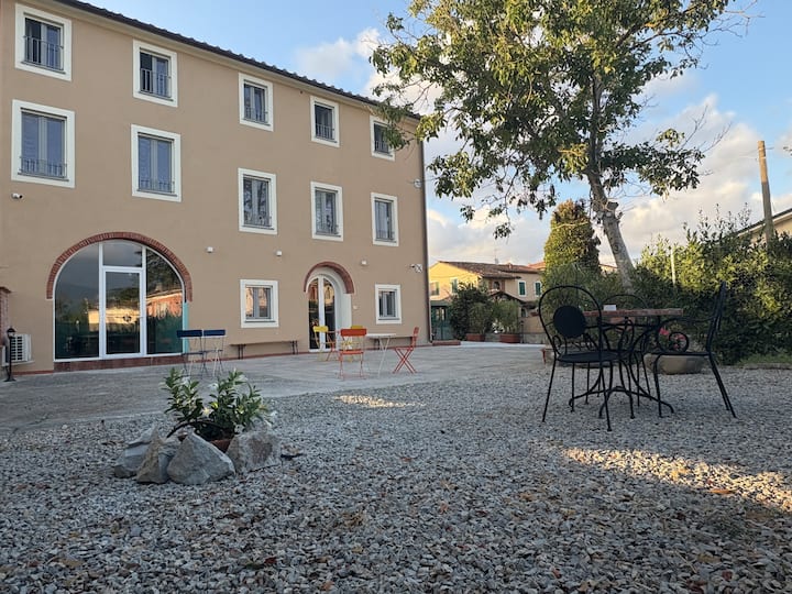 U.go!luxrooms Camera Viafillungo - Lucca