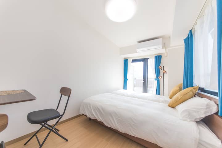 26jan Open! Urban Holiday 501/ 2 Beds / Sannnomiya - Kobe