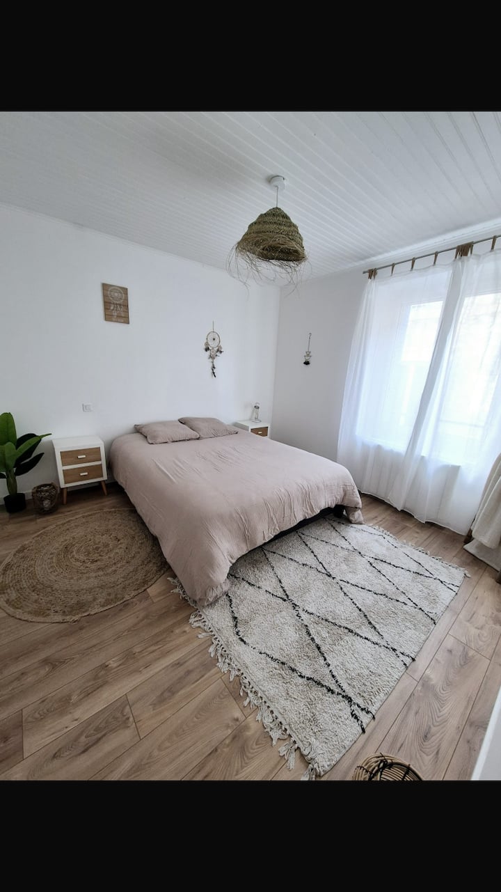 Un Moment Suspendu / Maison Située Plein Centre - Pernes-les-Fontaines