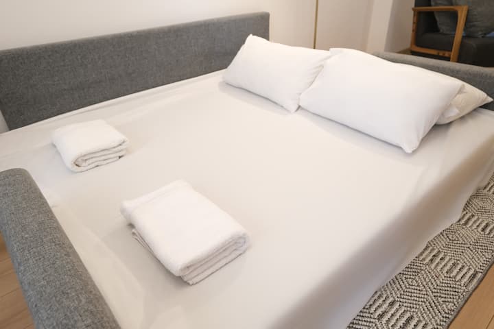 #A4- Quiet & Central Apt In Moda’s Best Location - Maltepe