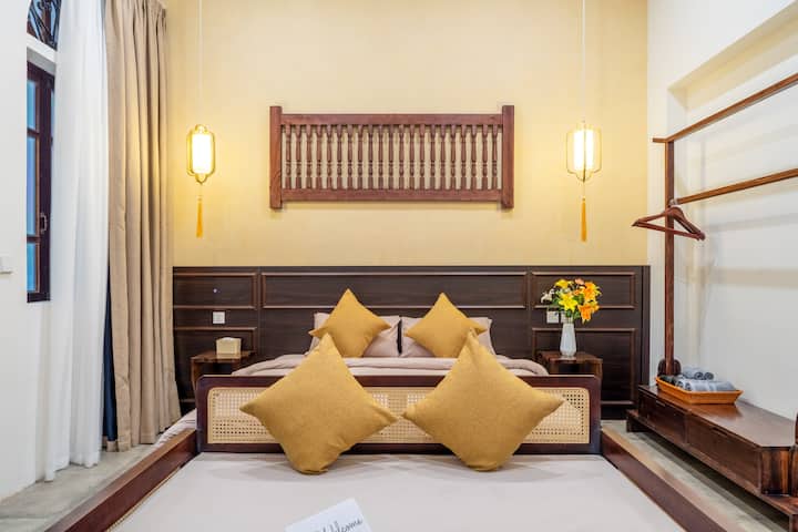 R. Huế/5 Mins To Sword Lake/ Balcony/cozy/spacious - Hanoi