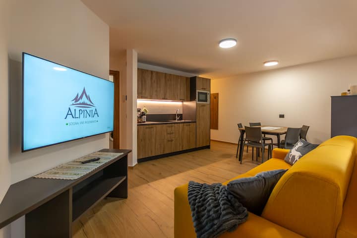 Alpinia Soreghina: Appartamento Con Private Spa - Moena