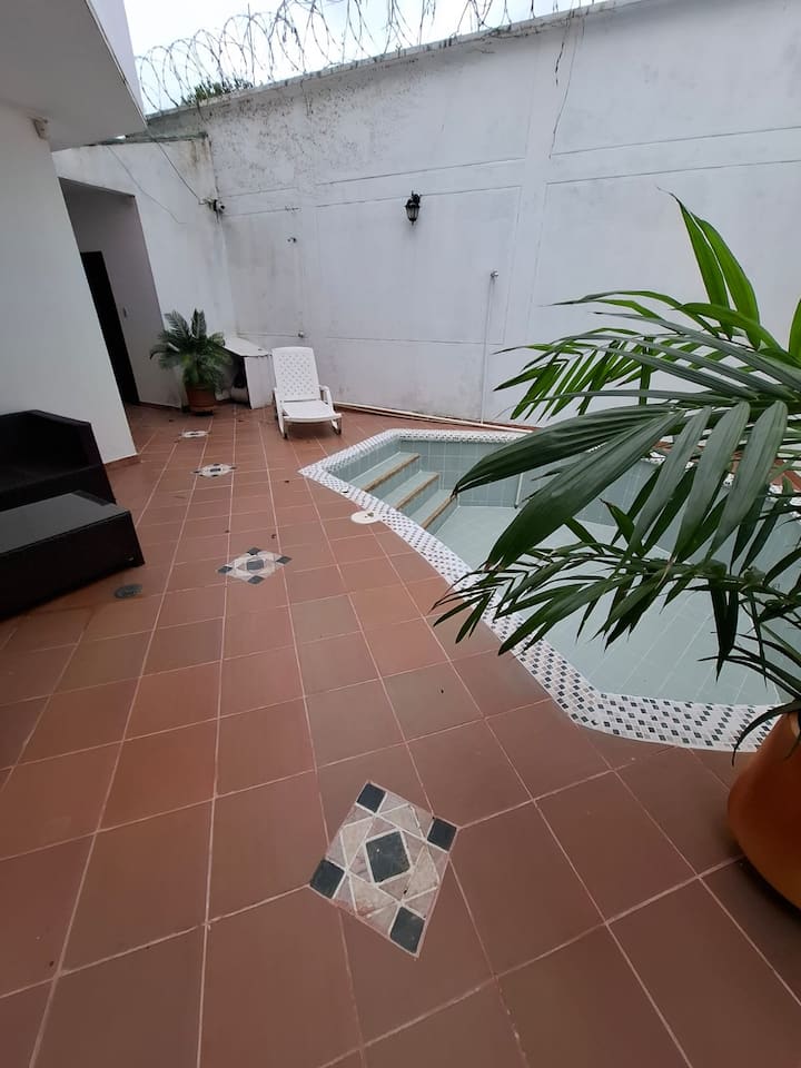 Casa Familiar En Florencia - Florencia