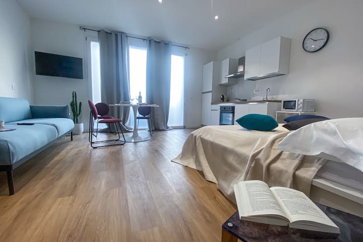 Monolocale Moderno Nuovissimo E Centralissimo - Oristano