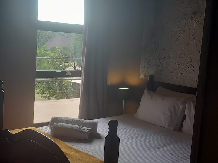 129a African Bushveld - Buffelspoort