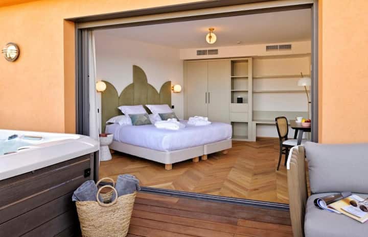Suite Vue Mer Terrasse Roof Top - Isola Rossa
