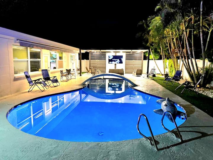 #35 Treasure Island Pool Home - St. Pete Beach, FL