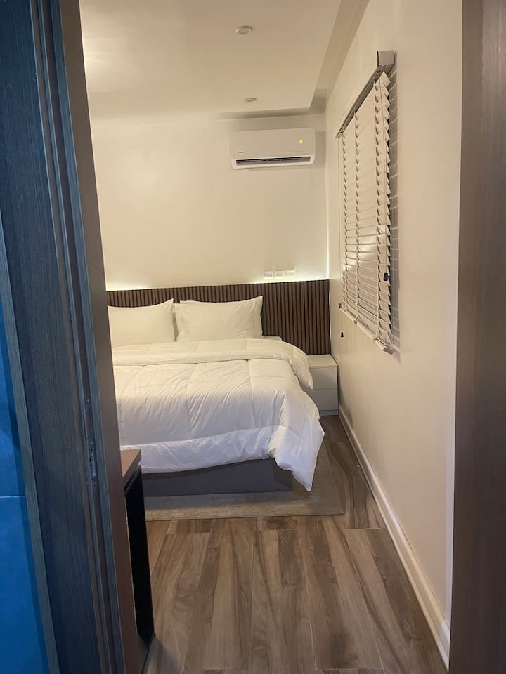 Modern 2-bedroom Apt In Lifecamp - Abuja