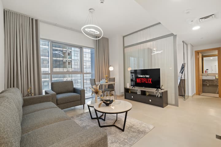 Stylish 1 Br B – Great Pool View - Abu Dhabi