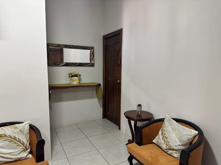 Cómodo Departamento Planta Baja - Portoviejo