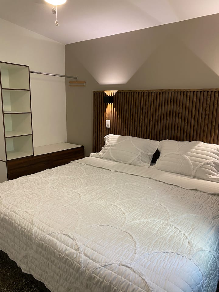 Residencia En Saltillo
Hermosa Casa Céntrica - Saltillo