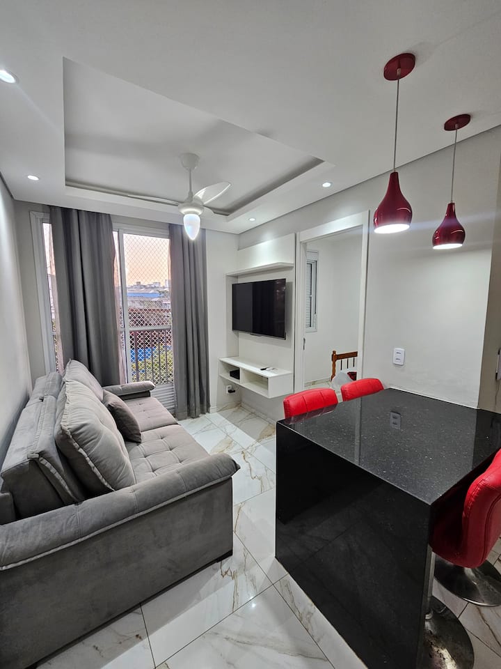 0106| 600m  Metrô Com Piscina | 2 Quartos | Sacada - Liberdade