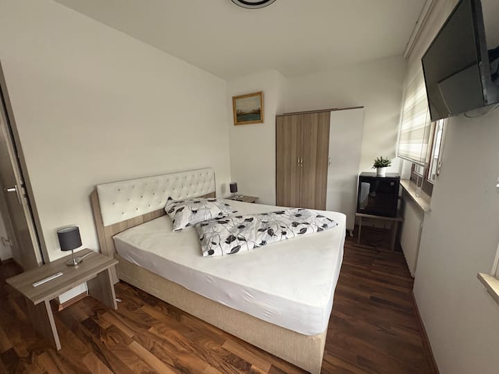 Doppelzimmer Mit Eigenen Bad - Bonn