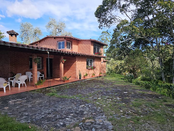 Retiro Verde Cabin - La Ceja