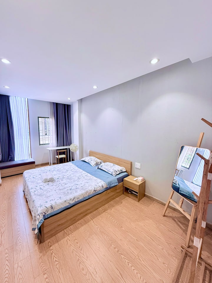 Easygoing Home - Cozy Nest Room In The City Center - Vietnam