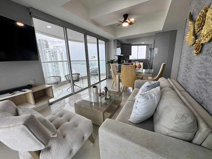 34th Floor 2br 2bth Floor Infront Of The Beach - Cartagena