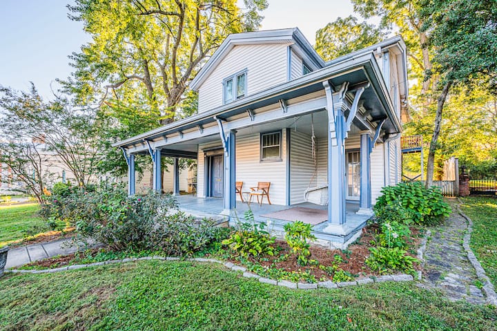 Stately State Street Abode 2 - Bowling Green, KY