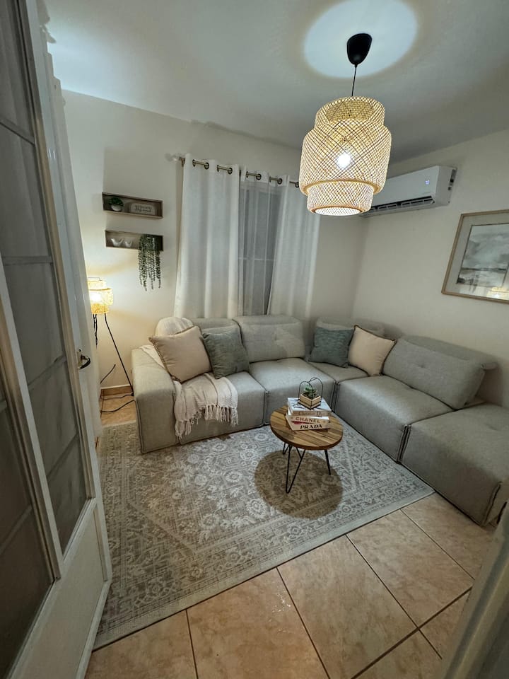 Modern & Cozy Second-floor Apartment With Balcony - Aguada