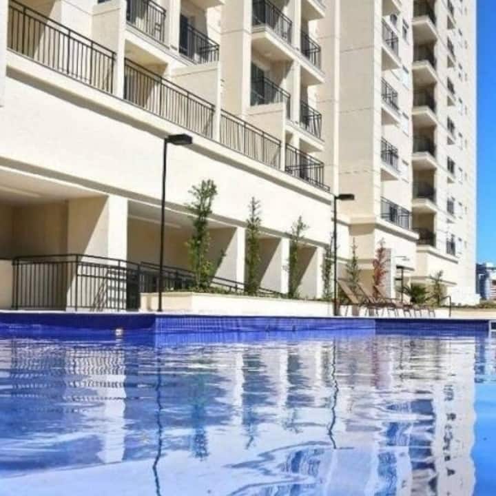 Apto. Em Condomínio-clube Centro - Curitiba