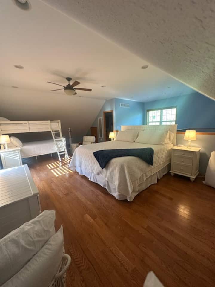 Harborside Retreat Overlooks Lake Huron! - Tawas Point State Park, East Tawas