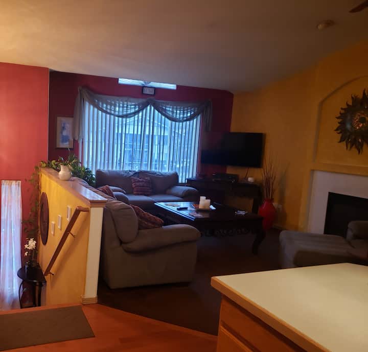 The Bee Little House - Snohomish, WA