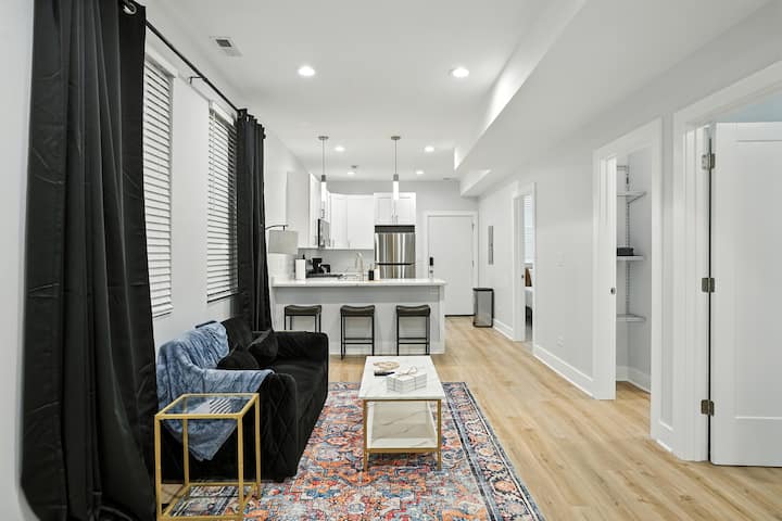 Urban Oasis | 4 Beds | Sleeps 7 | Mins To Loop - Oak Park, IL