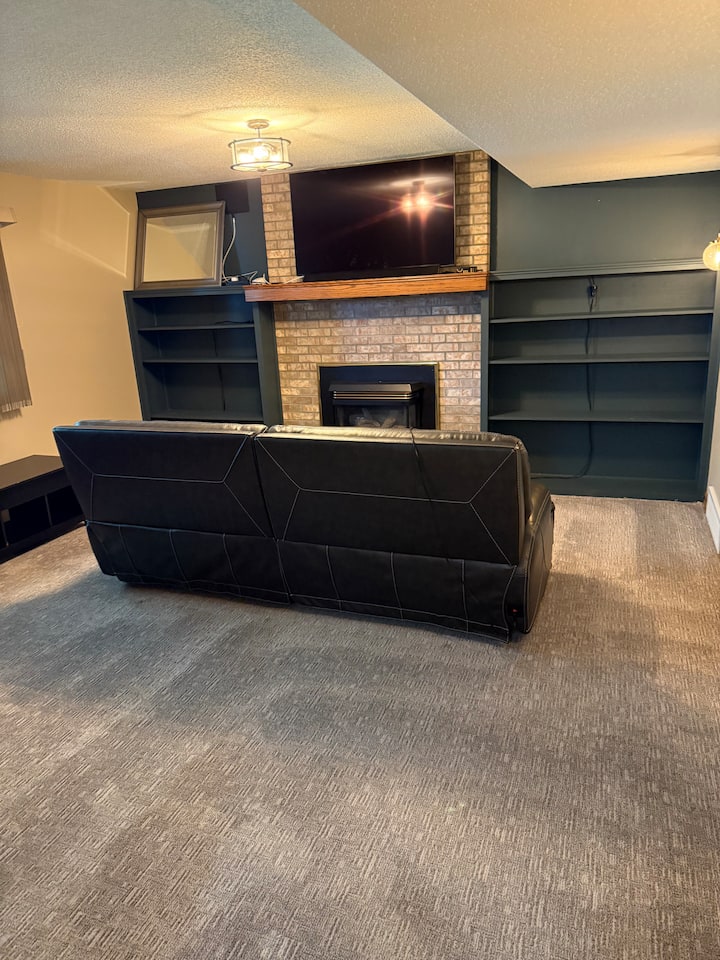 Safe, Easy Access To Everything - Hartford, SD