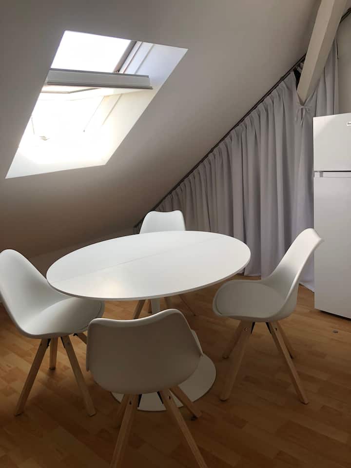 3-zimmer Dachgeschosswohnung - Singen (Hohentwiel)