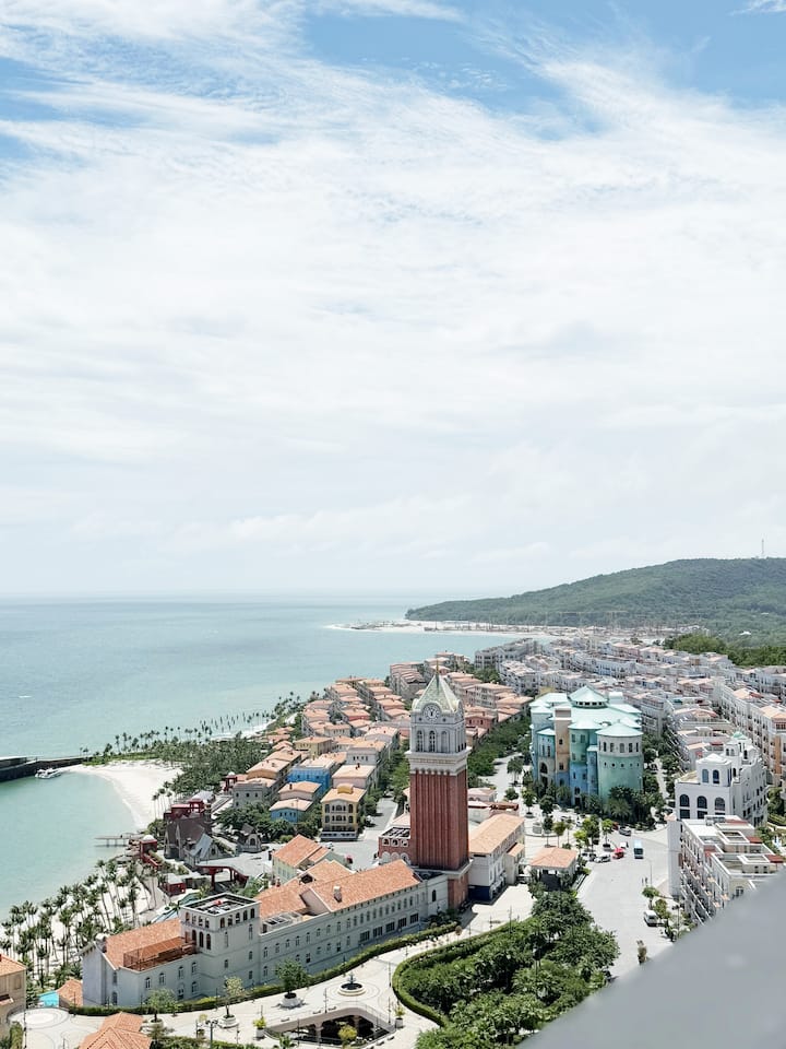 [Sea And Firework View - 1 Bedroom] Sunset Town - Phú Quốc