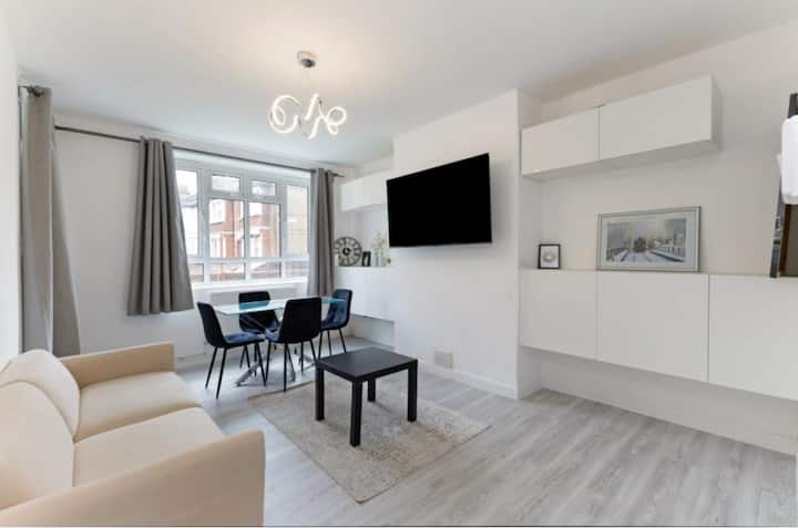 Modern 2 Bedroom Flat In Fulham - London