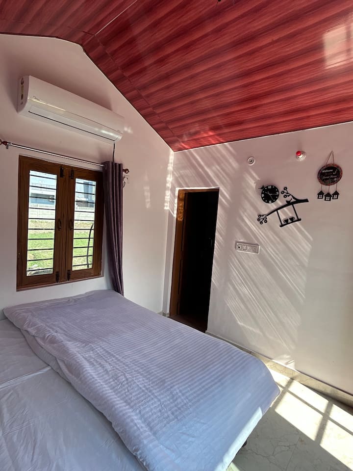 Jungle -Side Stay |The Kumaoni’s - ラムナガル