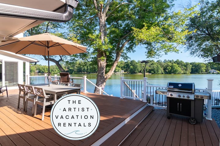 Dock, Waterfront Fire Pit Life - Delaware