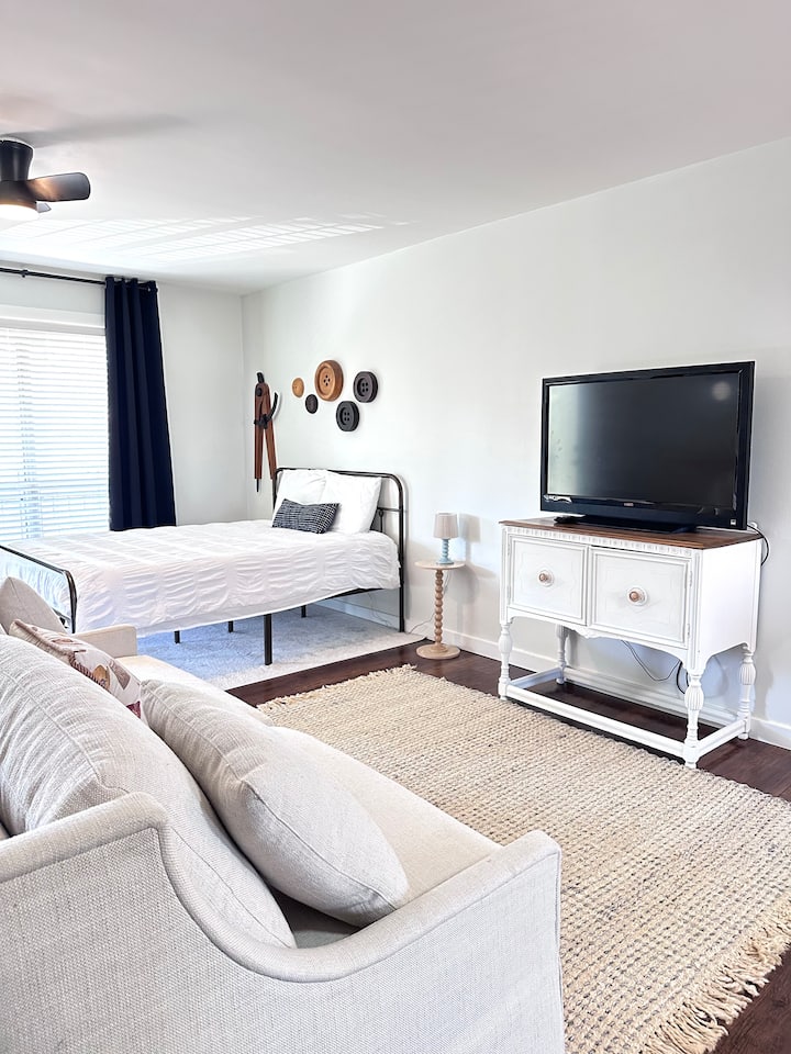 Vintage Meets Modern @ Duke - Durham, NC