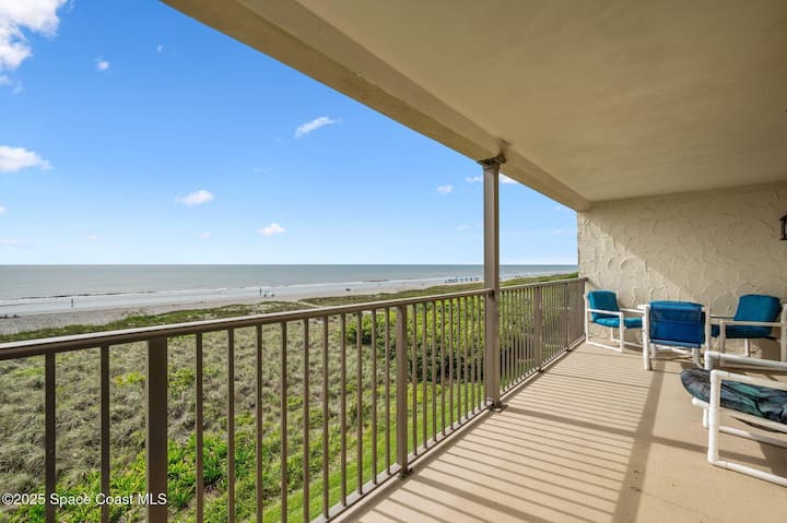 Penthouse On The Beach - Cocoa Beach, FL