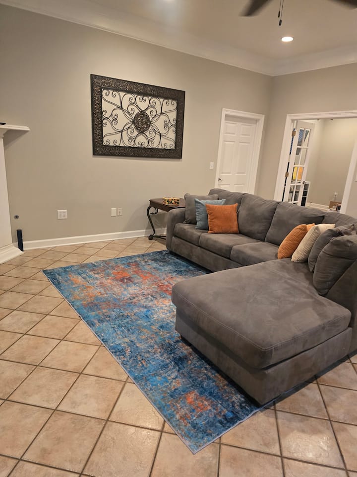 Big Family Home - Jackson, MS