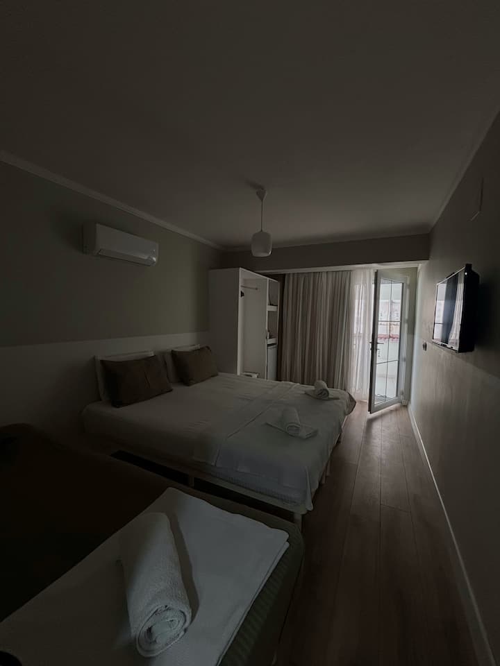 White Suite Rooms S -