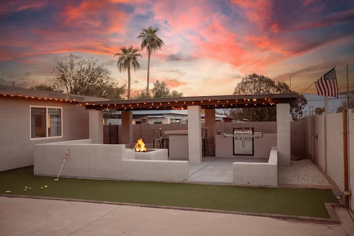 Fun House! Mini-golf, 8ball, Bbq, Laundry, Private - Tucson, AZ